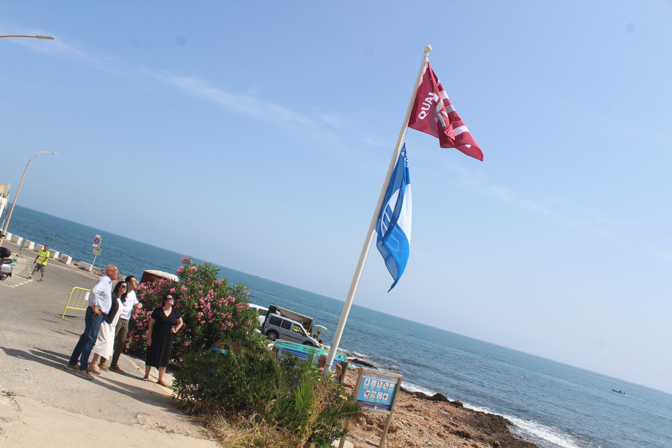 Izada de la bandera azul de la Punta Negra - Canfali